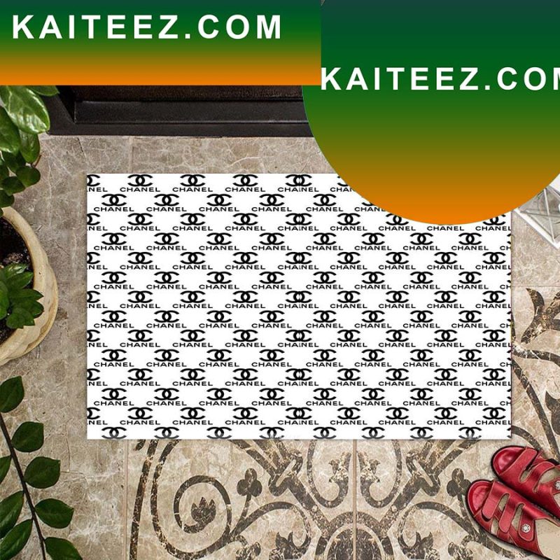 Chanel No.5 Black Perfume Bottle With Trending Purple Chanel Pattern In ...