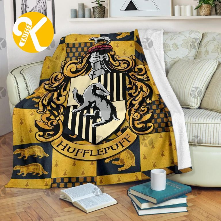 Harry Potter Big Signature Hufflepuff Symbol In Yellow Checker Board ...